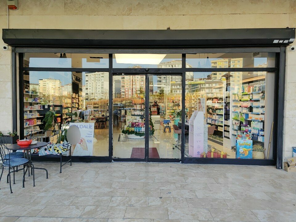 Eczaneler Eczane Marina, İstanbul, foto