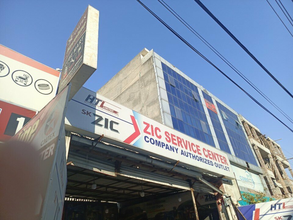 Oto yıkama Zic Service Center, Rawalpindi, foto