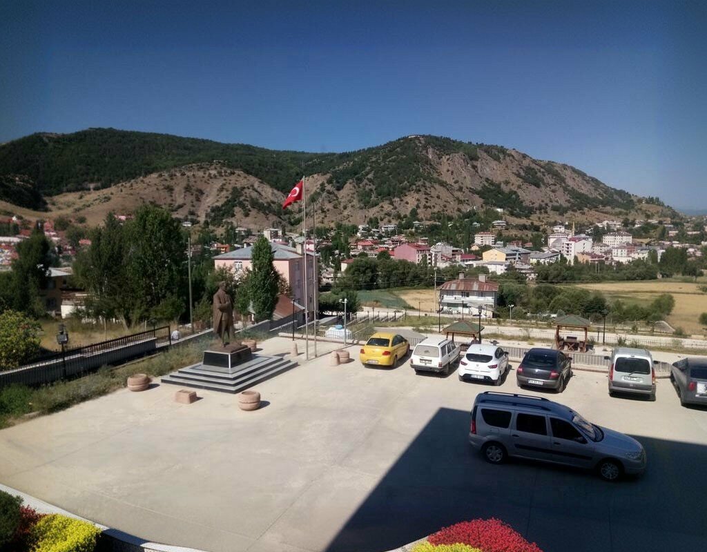 Devlet kurumları ve bakanlıklar Alucra Kaymakamlığı, Alucra, foto