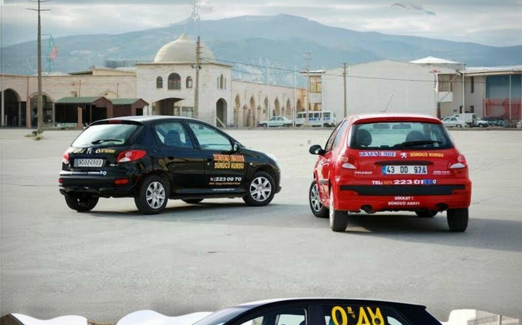 Sürücü kursları Öz Yunusemre Sürücü Kursu, Kütahya, foto