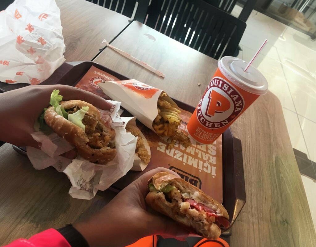 Fast food Popeyes, Van, foto