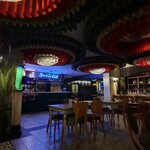 Merhan Restaurant • Bar • Cocktail (Trabzon, Devlet Karayolu Cad., 63), kafe  Trabzon'dan