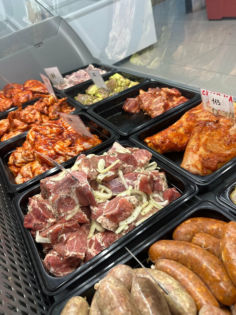 Kasap, şarküteri Зайди за мясом, Tiumen, foto