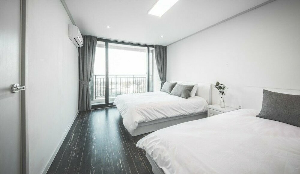 Otel By the Hill Jeju, Dünya, foto