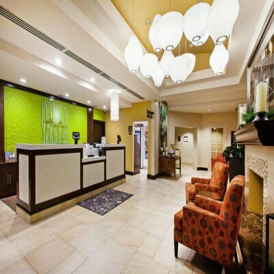Otel Hilton Garden Inn Valencia Six Flags, Kaliforniya Eyaleti, foto