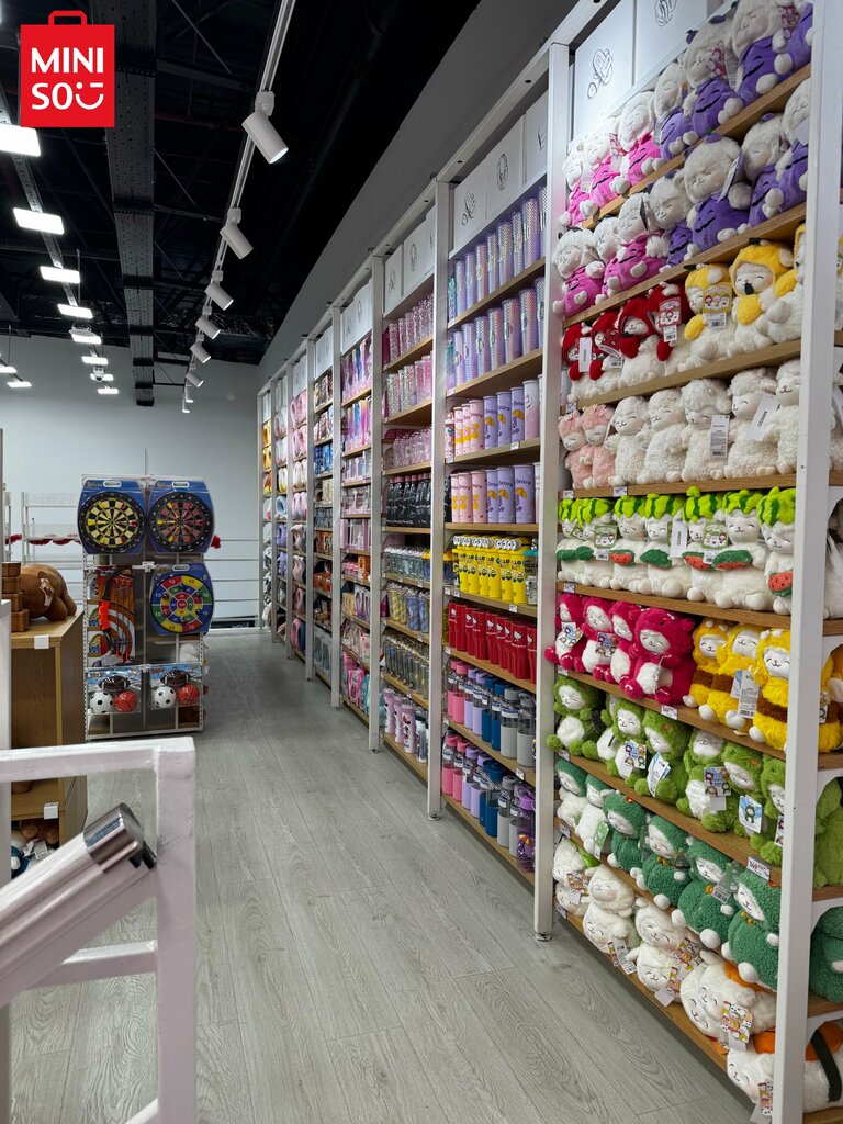 Hediyelik eşya mağazaları Miniso, Taşkent, foto