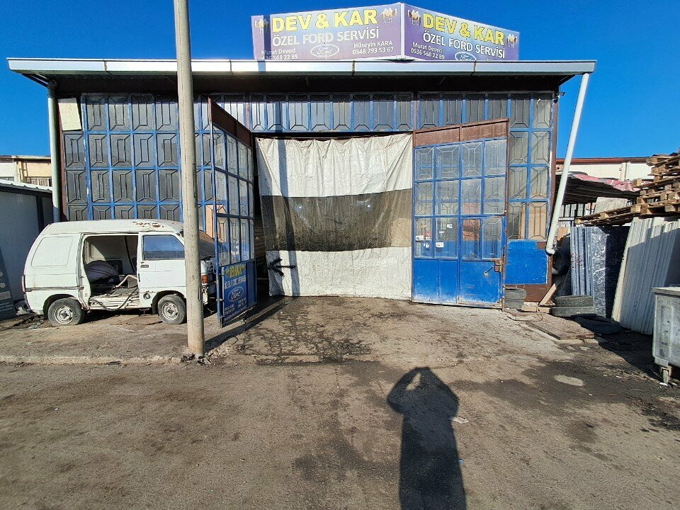 Otomobil servisi Dev & Kar Özel Ford Servisi, Ankara, foto