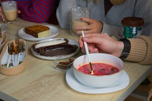 Pyat' minut (Yakhontovaya ulitsa No:24А, KP Varezhki-3), kafe  Moskova ve Moskovskaya oblastından