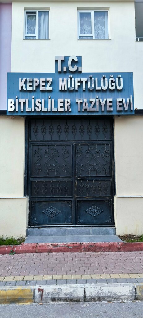 Taziye evi Kepez Müftülüğü Bitlisliler Taziye Evi, Antalya, foto