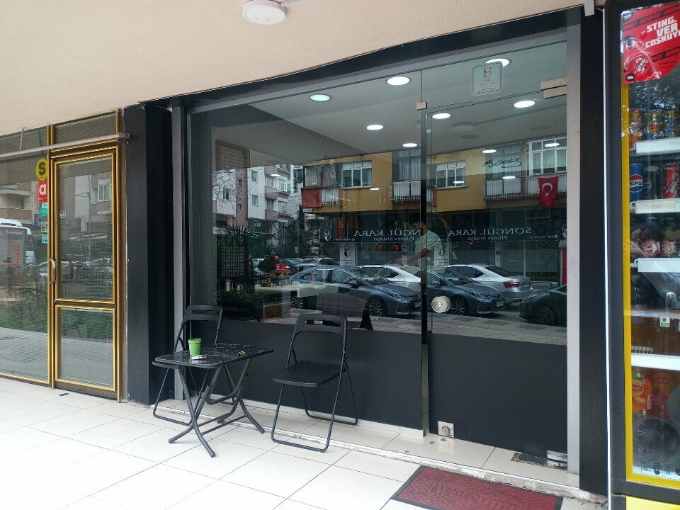 Kuaförler By Kadir Kuaför, İstanbul, foto