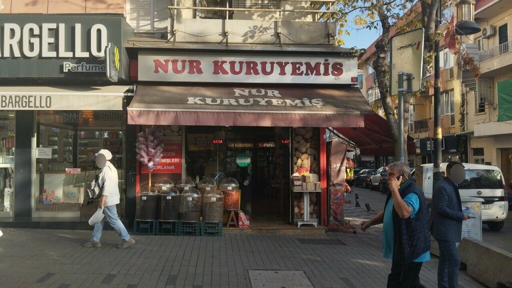 Kuruyemiş, atıştırmalık, kuru meyve Nur Kuruyemiş, İstanbul, foto
