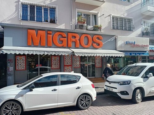 Migros, süpermarket, İstanbul, Besiktas, Sinanpaşa Mah., Ortabahçe Cad ...