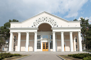 Theatre Comedy (Olimpiysky Avenue No:7к2, Moscow), tiyatrolar  Moskova'dan