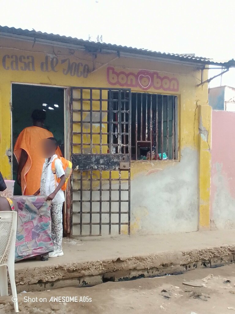 Kantin, yemekhane Cantina, Loanda, foto