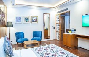 Lemon Tree Hotel Srinagar (State of Uttarakhand, Srinagar), otel  Srinagar'dan
