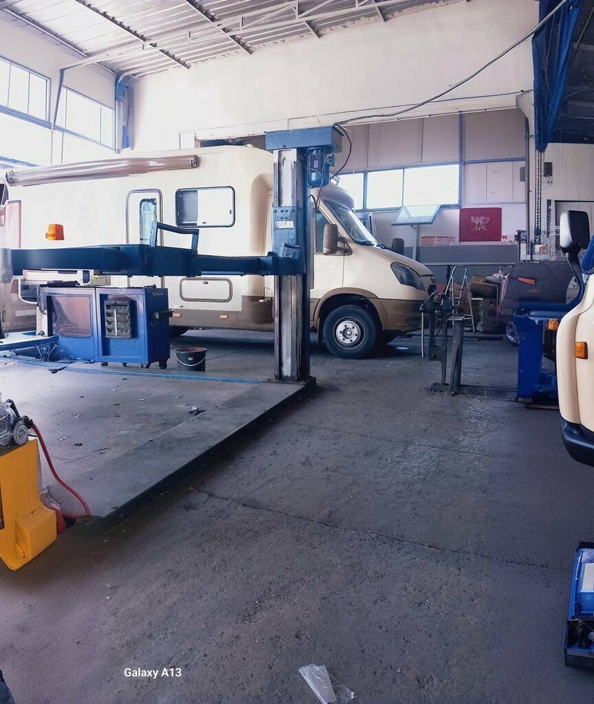 Kamyon ve ağır vasıta satış ve servis firmaları Iveco Türkiye, Milas, foto