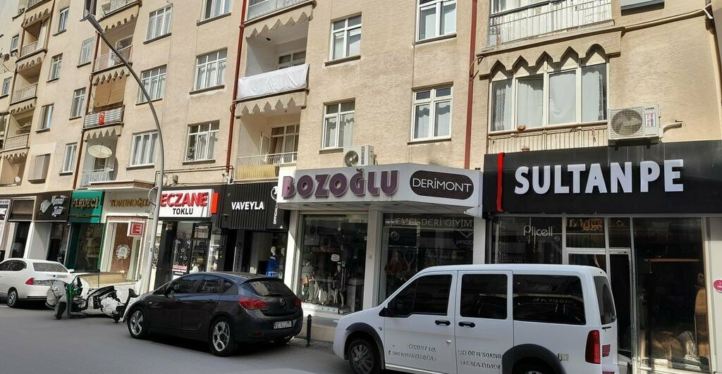 Kırtasiyeler İstiklal Kırtasiye, Karaman, foto