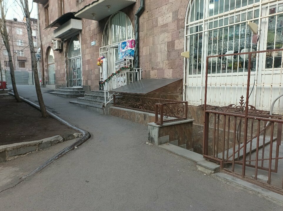 Lojistik firmaları Бизнес линии, Erivan, foto