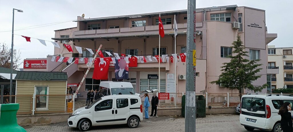 Kültür merkezleri Postacılar İsmet İnönü Kültür Merkezi, İzmir, foto