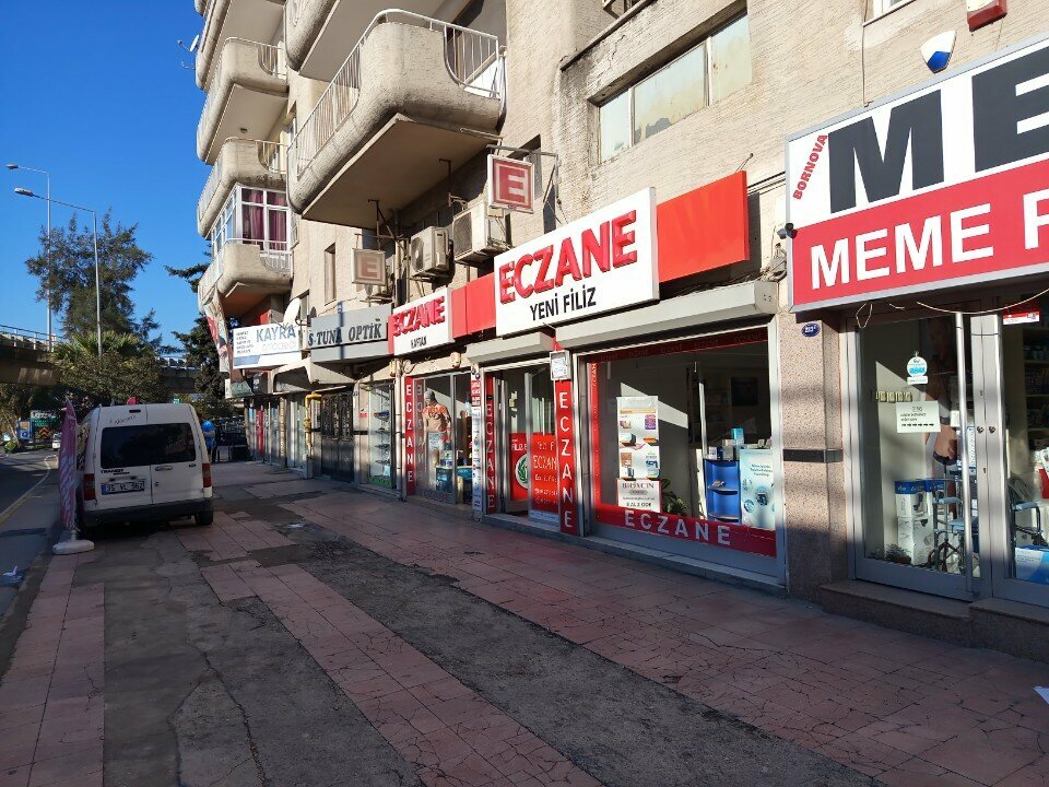 Eczaneler Yeni Filiz Eczanesi, İzmir, foto