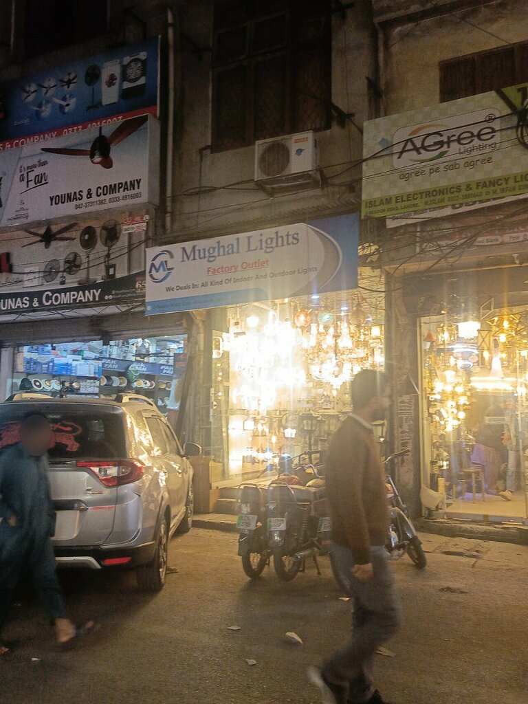 Elektrik ve elektrikli ürün mağazası Mughal light, Lahor, foto