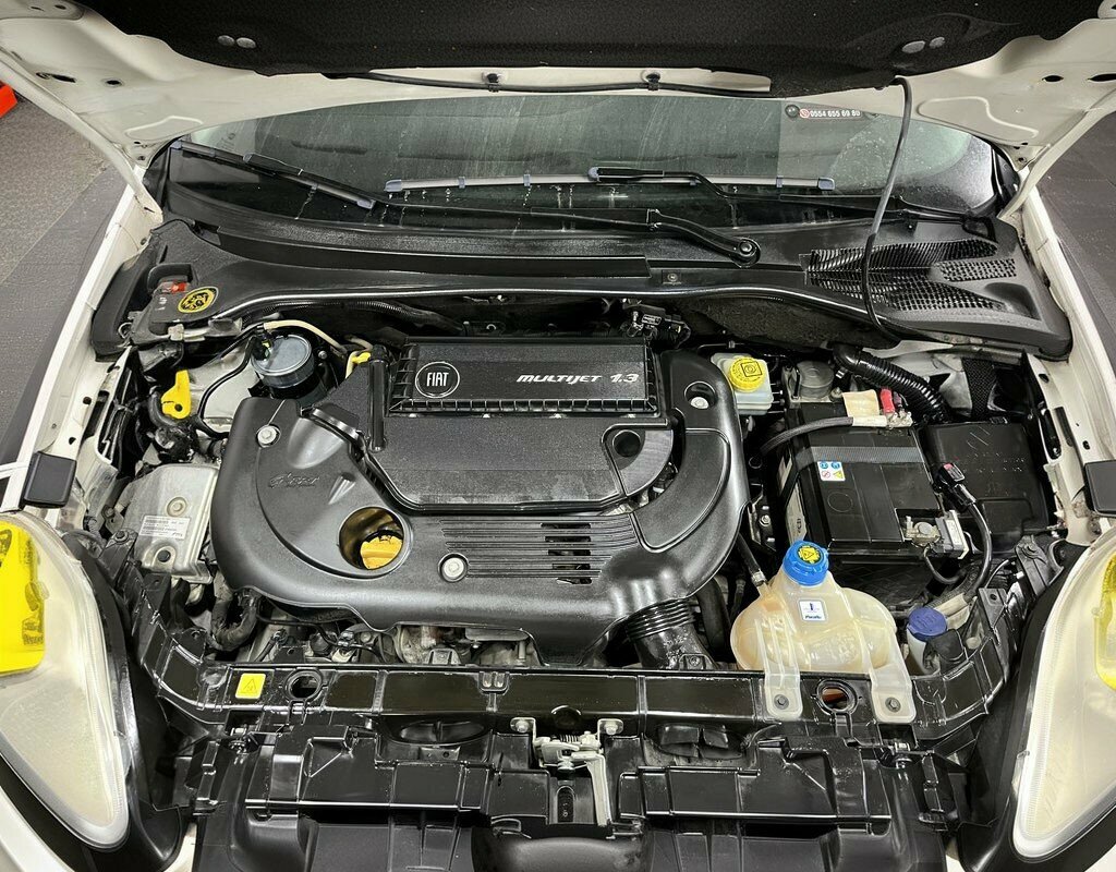 Otomobil servisi M&h Otomotiv Peugeot Citroen Opel Ds Özel Servisi, İzmir, foto