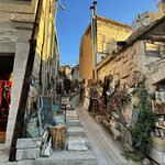 Down under (Nevşehir, Nevşehir Merkez, Göreme Beldesi, Aydınlı-Orta Mah., Camii Sok., 15), antikacı dükkanları  Nevşehir'den