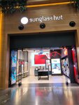 Sunglass Hut (İstanbul, Arnavutköy, Tayakadın Mah., Terminal Cad., 1), optik  Arnavutköy'den