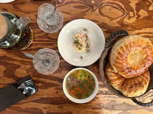 Караван Сити (Olimpiyskiy Avenue No:вл39с1, Mytischi), restoran  Mytişçi'den