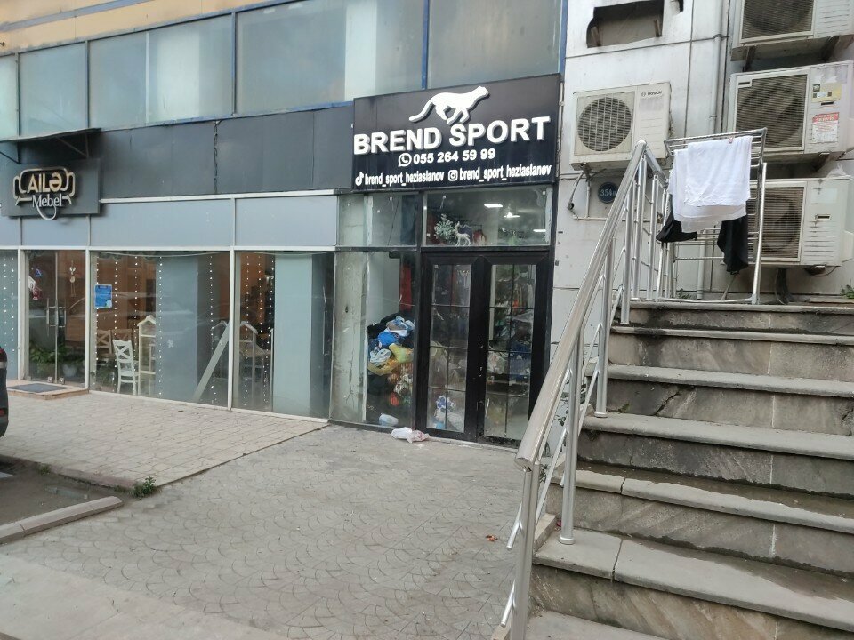Spor giyim ve ayakkabı Brend Sport, Bakü, foto