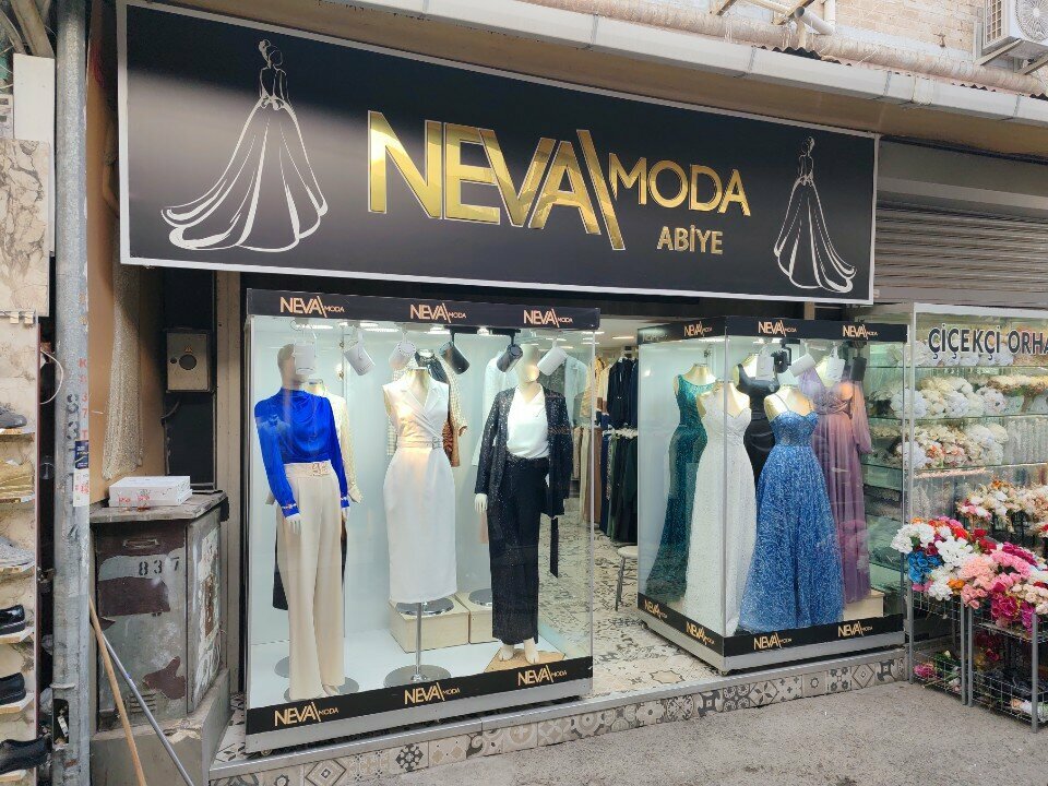 Giyim mağazası Neva Moda Abiye, İzmir, foto