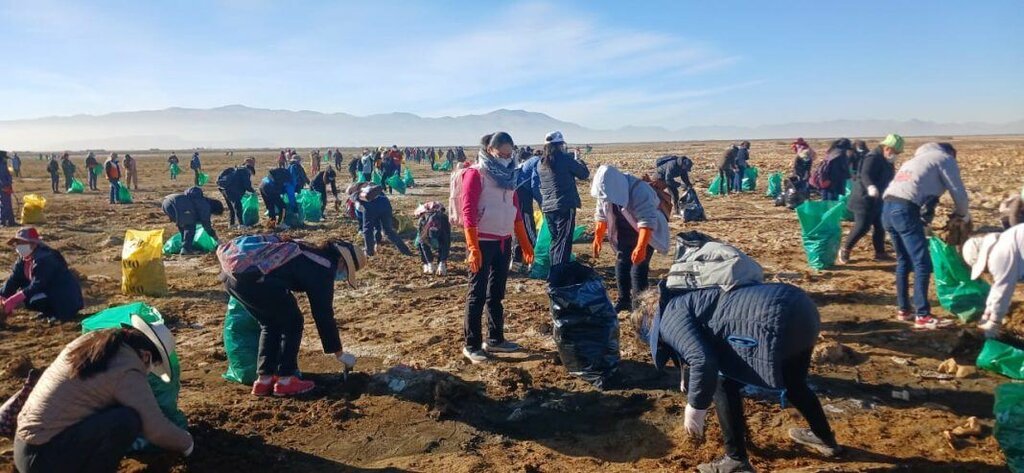 Sivil toplum kuruluşları World Vision, Santa‑Krus, foto