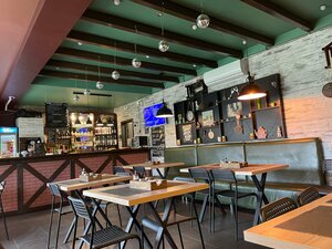 Na kvartale (ulitsa Lenina No:6Б), kafe  Gvardeysk'ten
