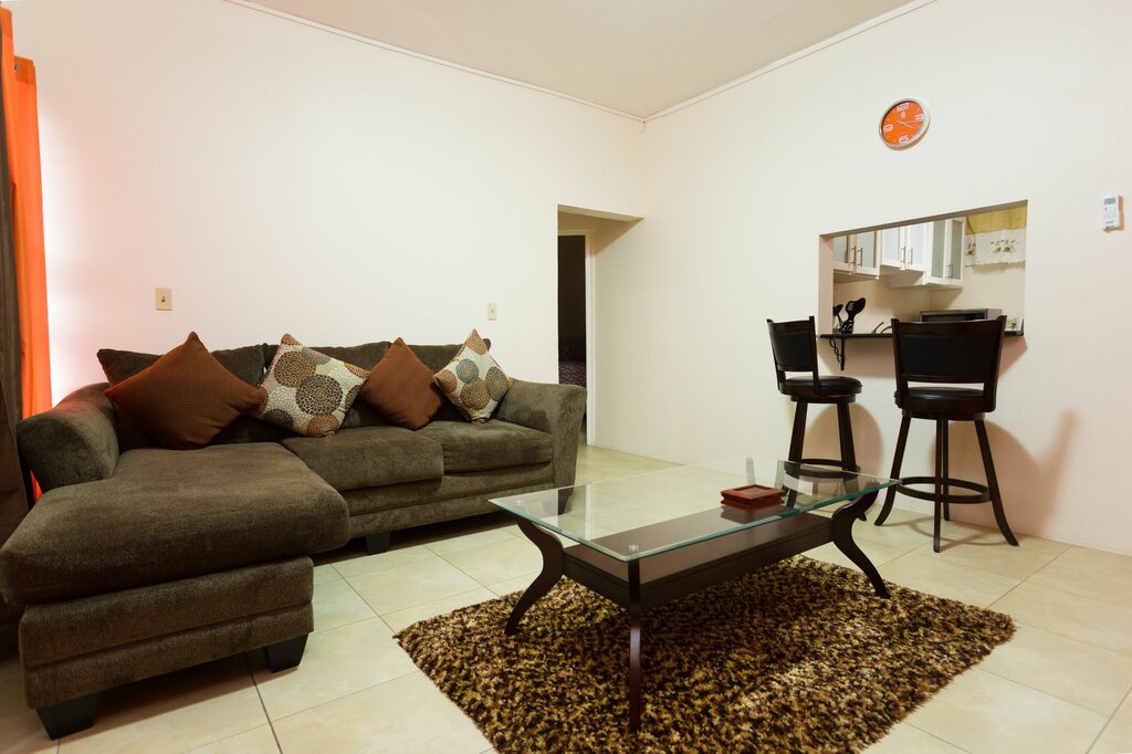 Daireler The Embassy Luxury Apt Crystal Towers I, Kingston, foto