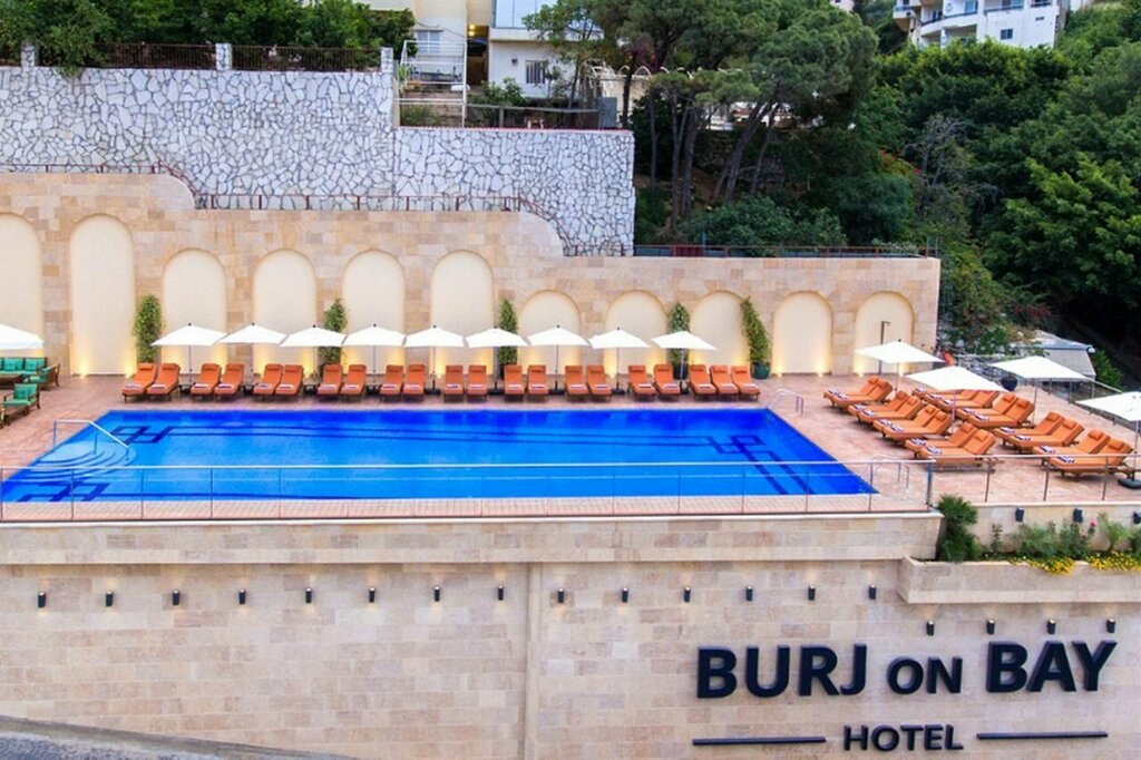 Otel Burj on Bay Hotel, Juniya, foto