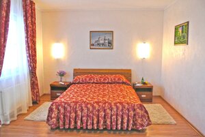 Teatralny (Krasnoarmeyskaya ulitsa No:30Б), otel  Suzdal'dan