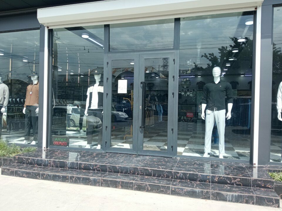 Giyim mağazası Planet Osh, Osh, foto