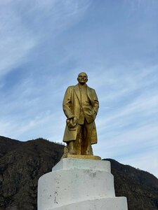 В.И. Ленин (Republic of Altai, Ongudayskiy rayon, R-256 Chuyskiy trakt, 704-y kilometr), anıt, heykel  Altay Cumhuriyeti'nden