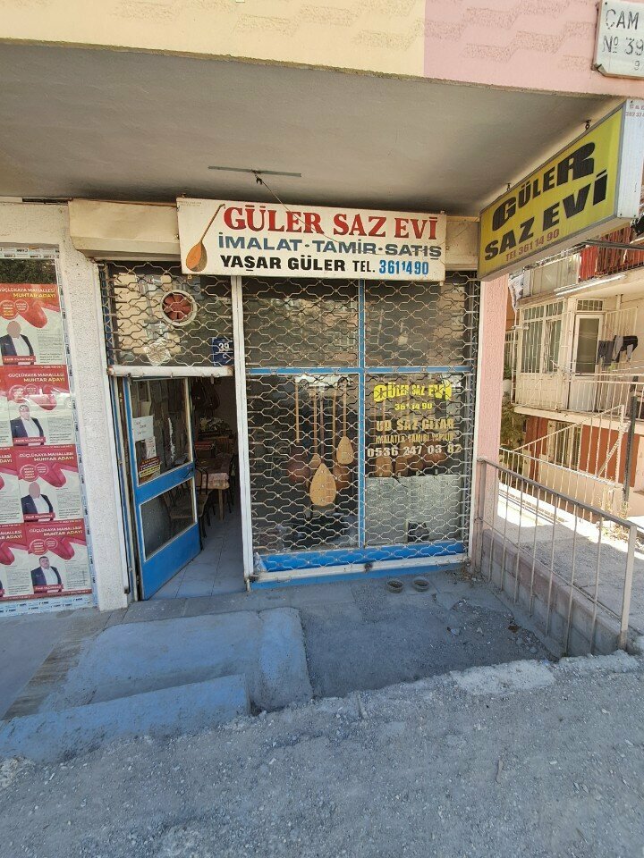 Müzik enstrumanların tamiri Güler Saz Evi, Ankara, foto
