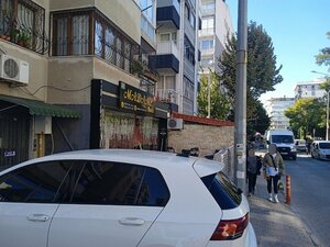 Madame Tırnak Center (İzmir, Karabağlar, Bahçelievler Mah., 490 Sok., 4A), güzellik salonu  İzmir'den