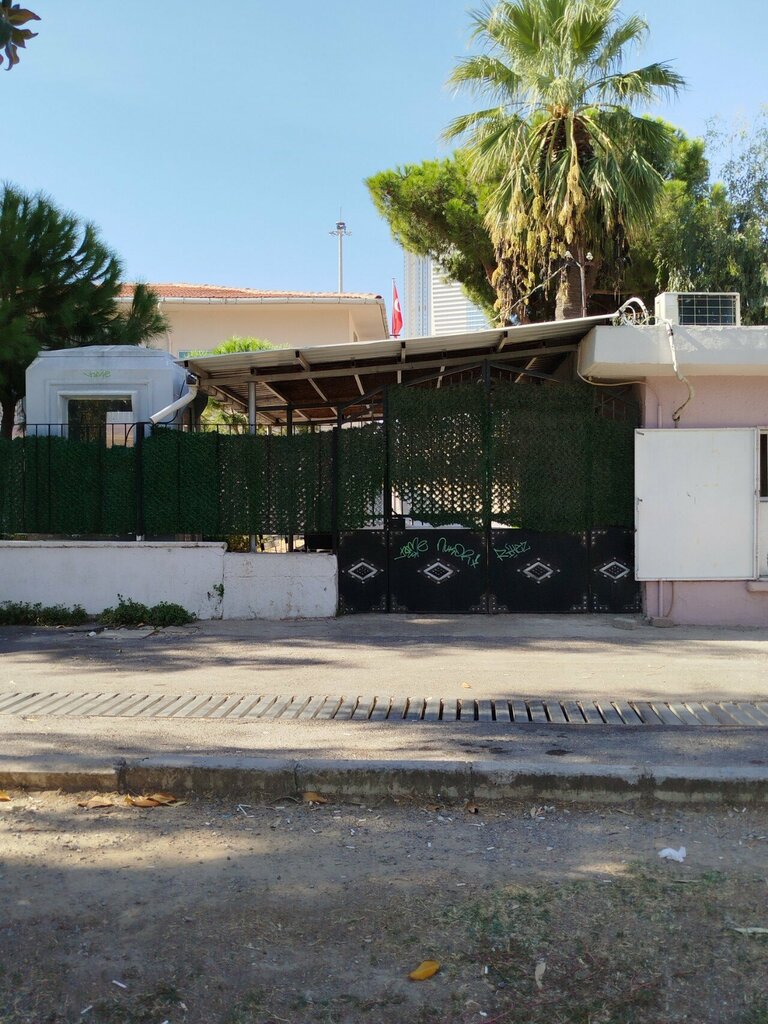 Ortaokul Mersinli Ortaokulu, İzmir, foto