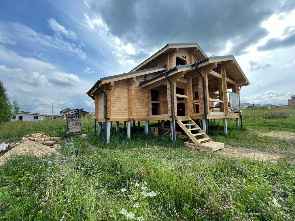 Yazlık ev inşaatı Sibcottage-2010, Novosibirsk, foto