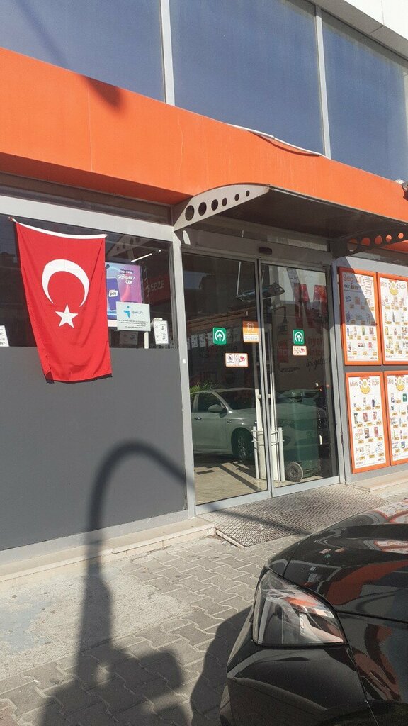 Süpermarket Migros, Bursa, foto