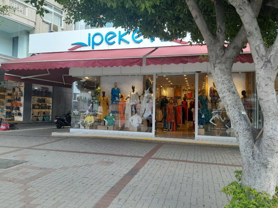 Giyim mağazası Ipekevi, Alanya, foto