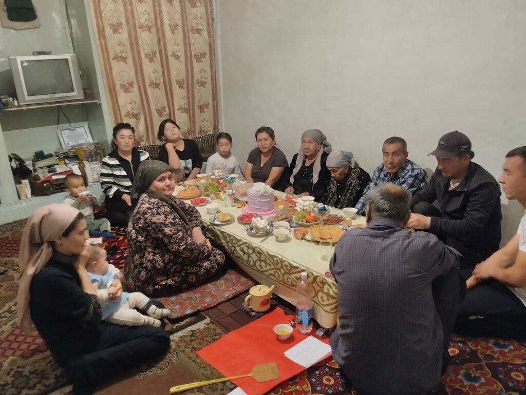 Kafe Aisberg, Türkistan eyaleti, foto