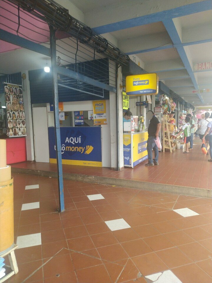 Cep telefonu aksesuarları Punto Tigo money, Santa‑Krus, foto