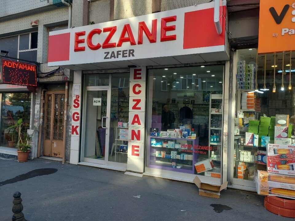 Eczaneler Zafer Eczanesi, İstanbul, foto