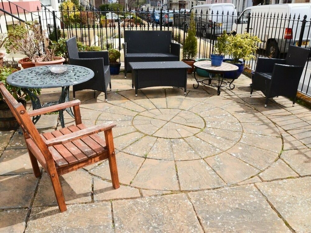 Otel Pinewood Guest House, , foto