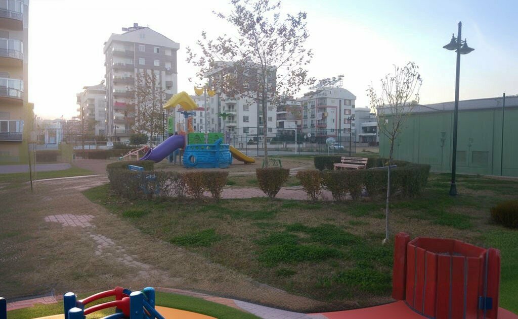 Kültür ve eğlence parkları Mehmet Rıfat Ilgaz Parkı, Antalya, foto