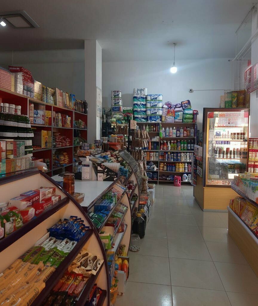 Market Güler Market, Edremit, foto